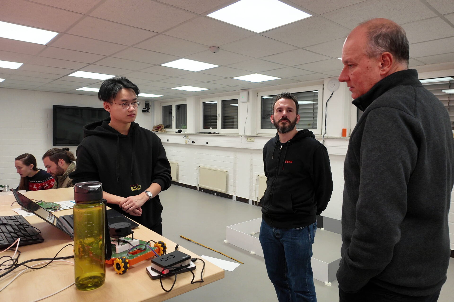 Block week "Autonomous Mobile Systems": Calibration for better robot ...